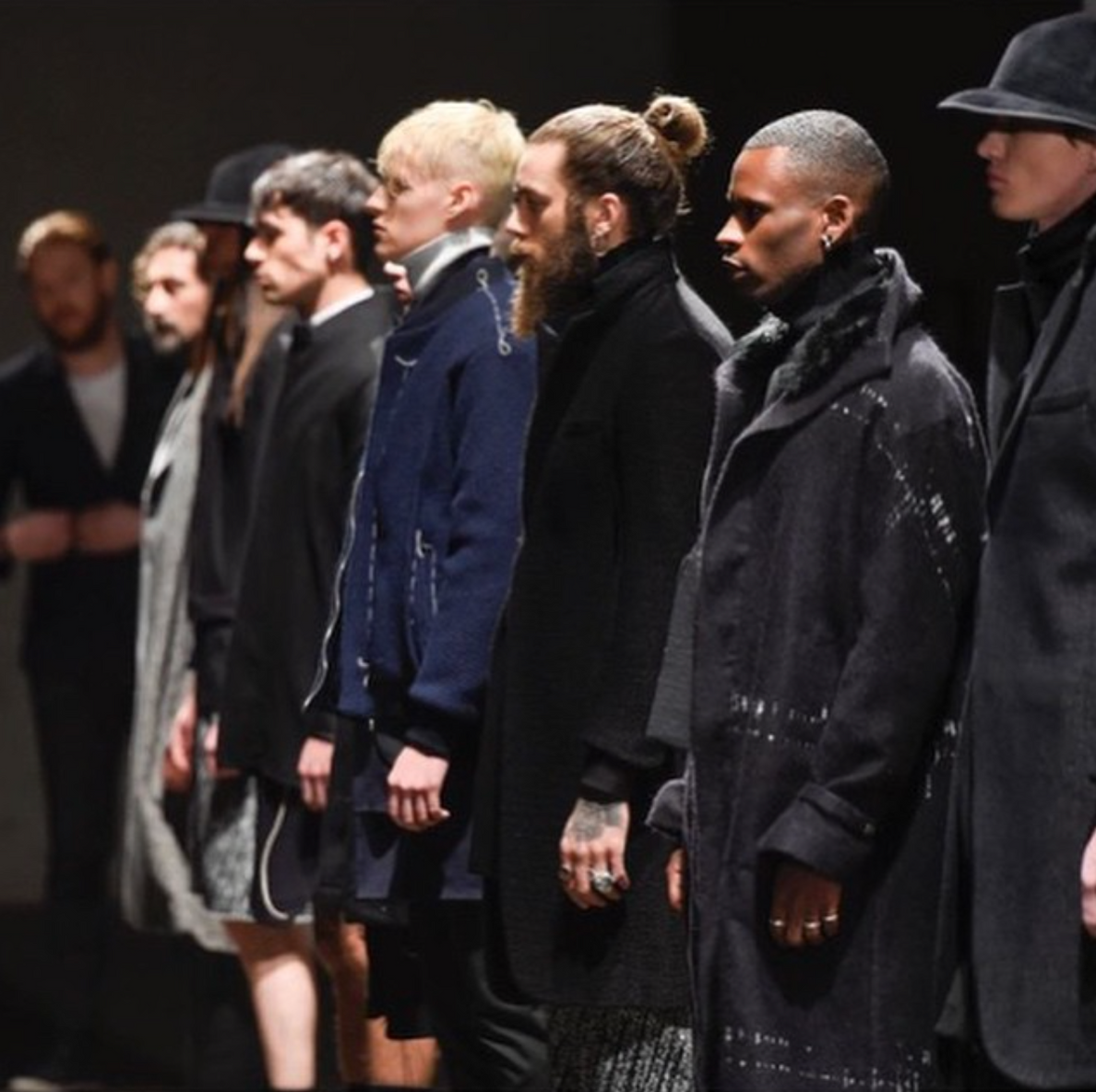 BEHIND THE SCENES WITH CREATIVE DIRECTOR TOM LIPOP – A Fallen Poète